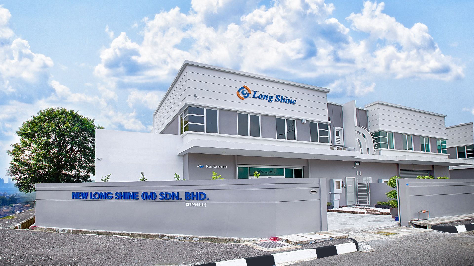 About Us – Longshine